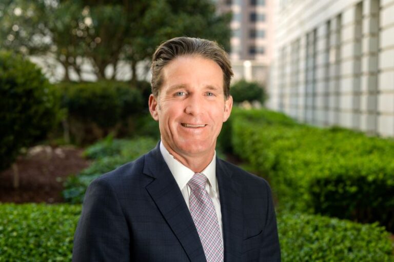 The Ritz-Carlton, South Beach and The Ritz-Carlton, Bal Harbour, Miami ...